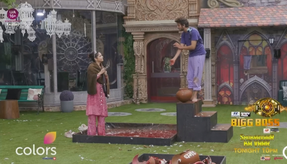 अंकिता और मुनव्वर के बीच हुई गंदी बहस | Bigg Boss 17 New Promo Out ...