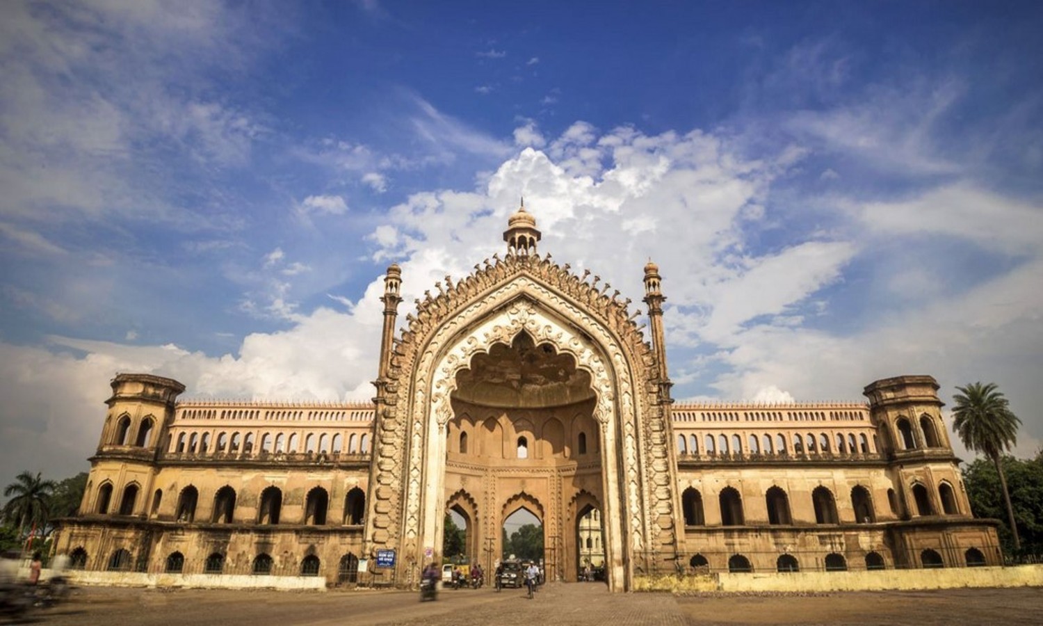 Lucknow City History Famous Historical Places | Places to Visit in ...