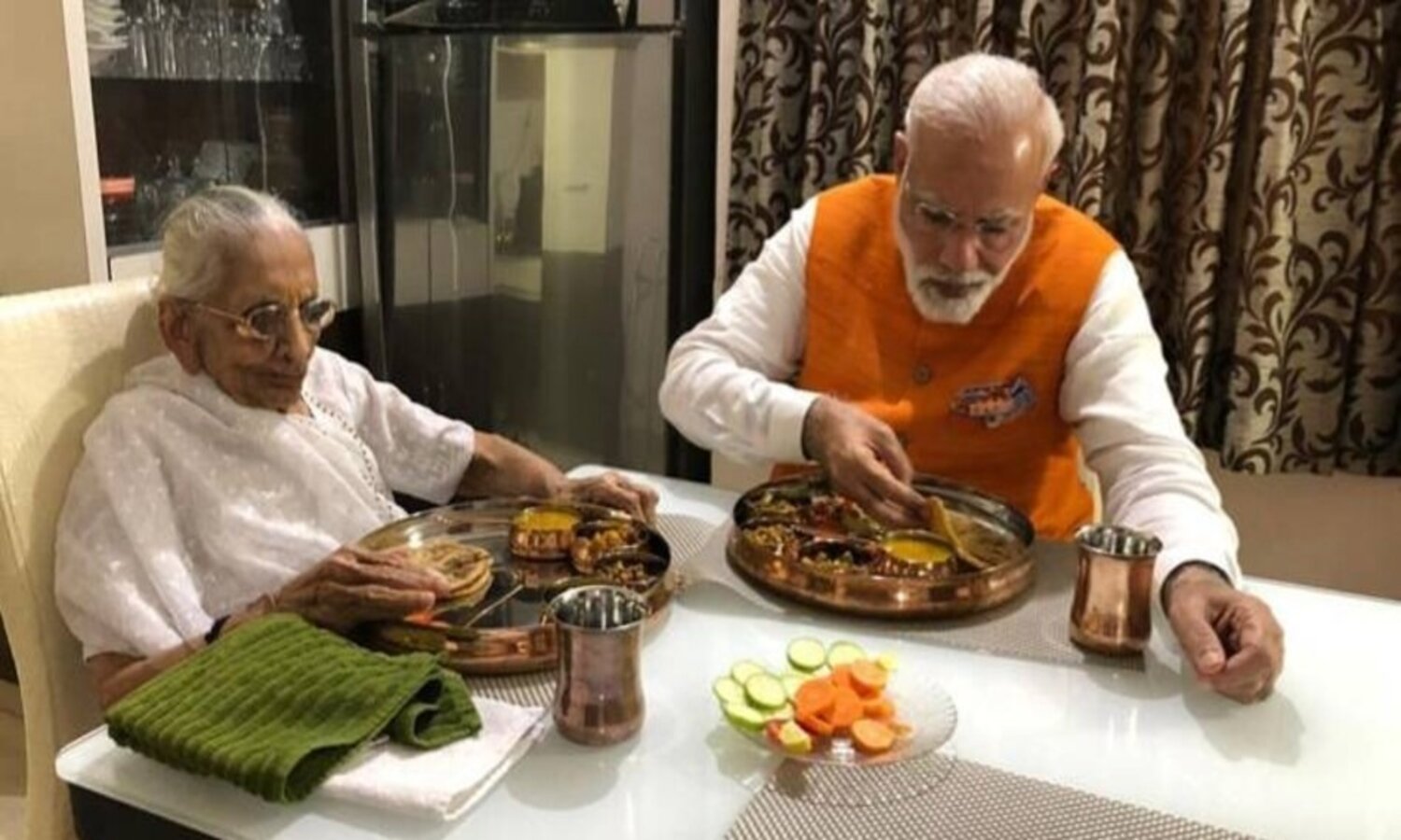 PM Narendra Modi Fitness Secret Diet Plan Daily Routine In Hindi | PM ...