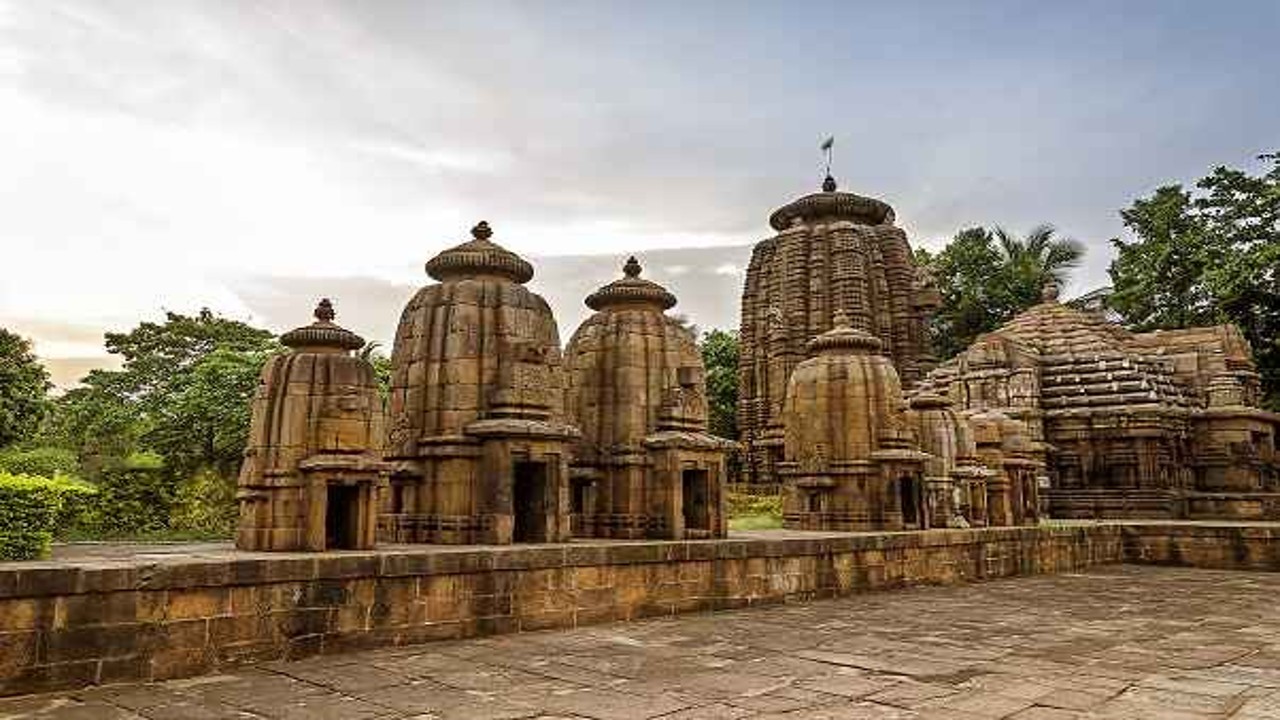 Jagannath Rath Yatra Famous Places | Famous Places Near Konark Sun ...