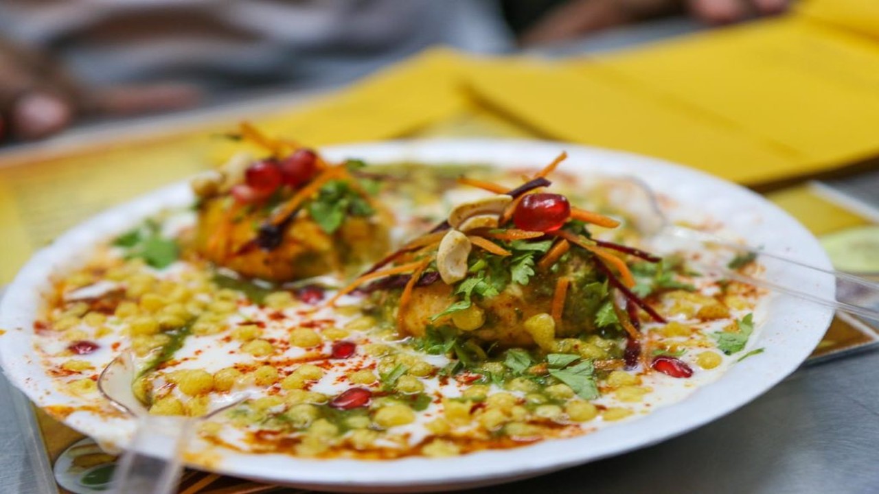 Top 5 Street Foods in Jabalpur | Tourism News in Hindi Samachar ...