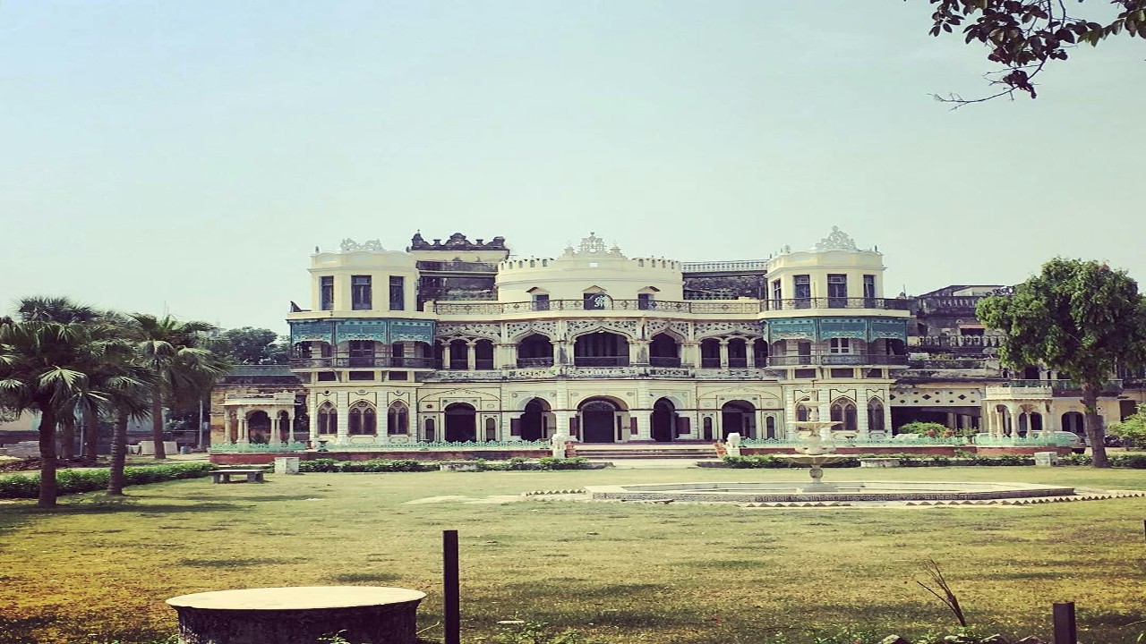 Varanasi Moti Jheel Mahal History | Varanasi Tourism News in Hindi ...