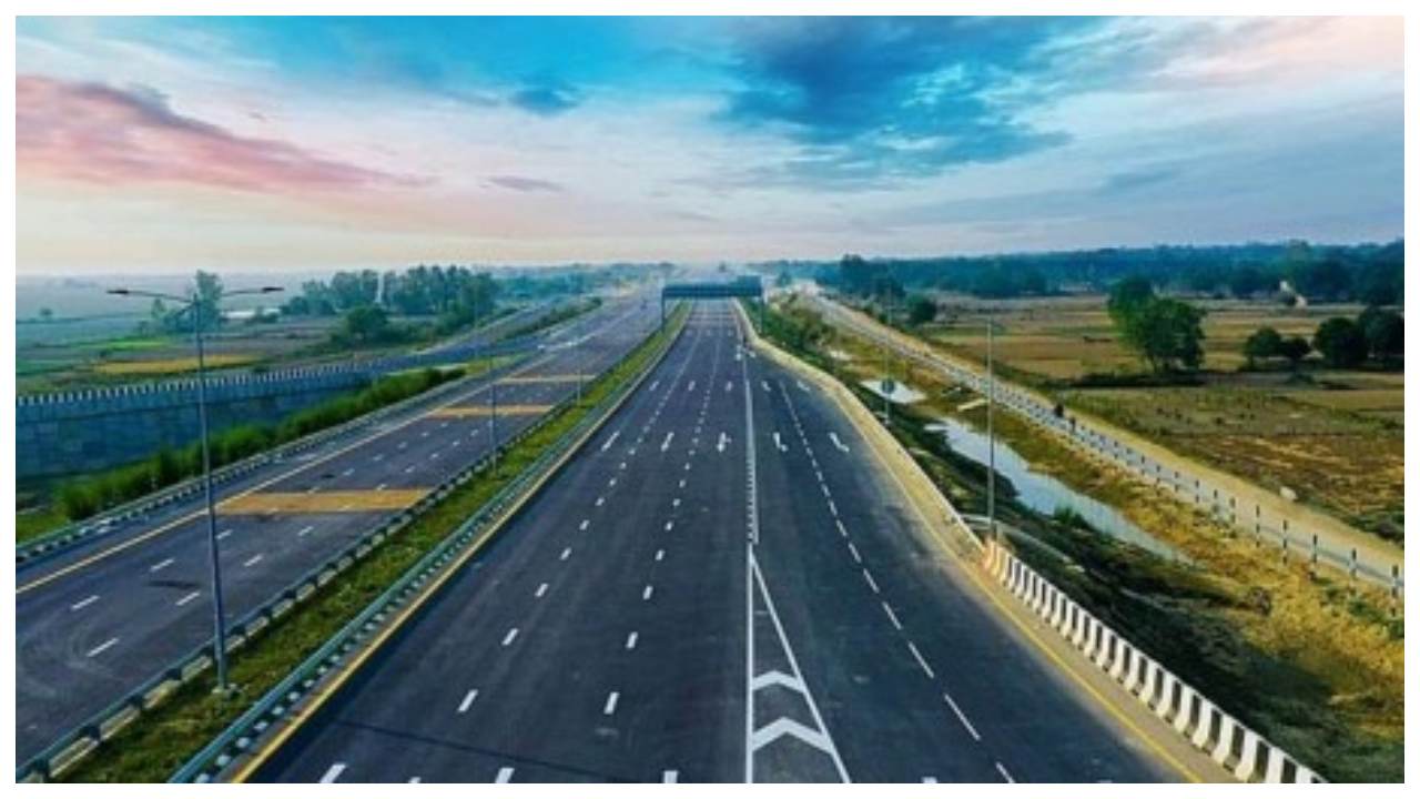 Prayagraj News | Bundelkhand Expressway | solar expressway | Newstrack ...