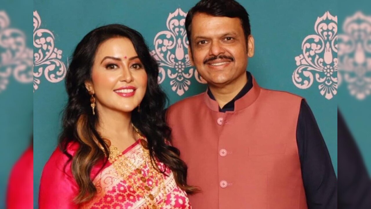 Devendra Fadnavis Wife| Amruta Fadnavis| Amruta Fadnavis In Indian Look ...