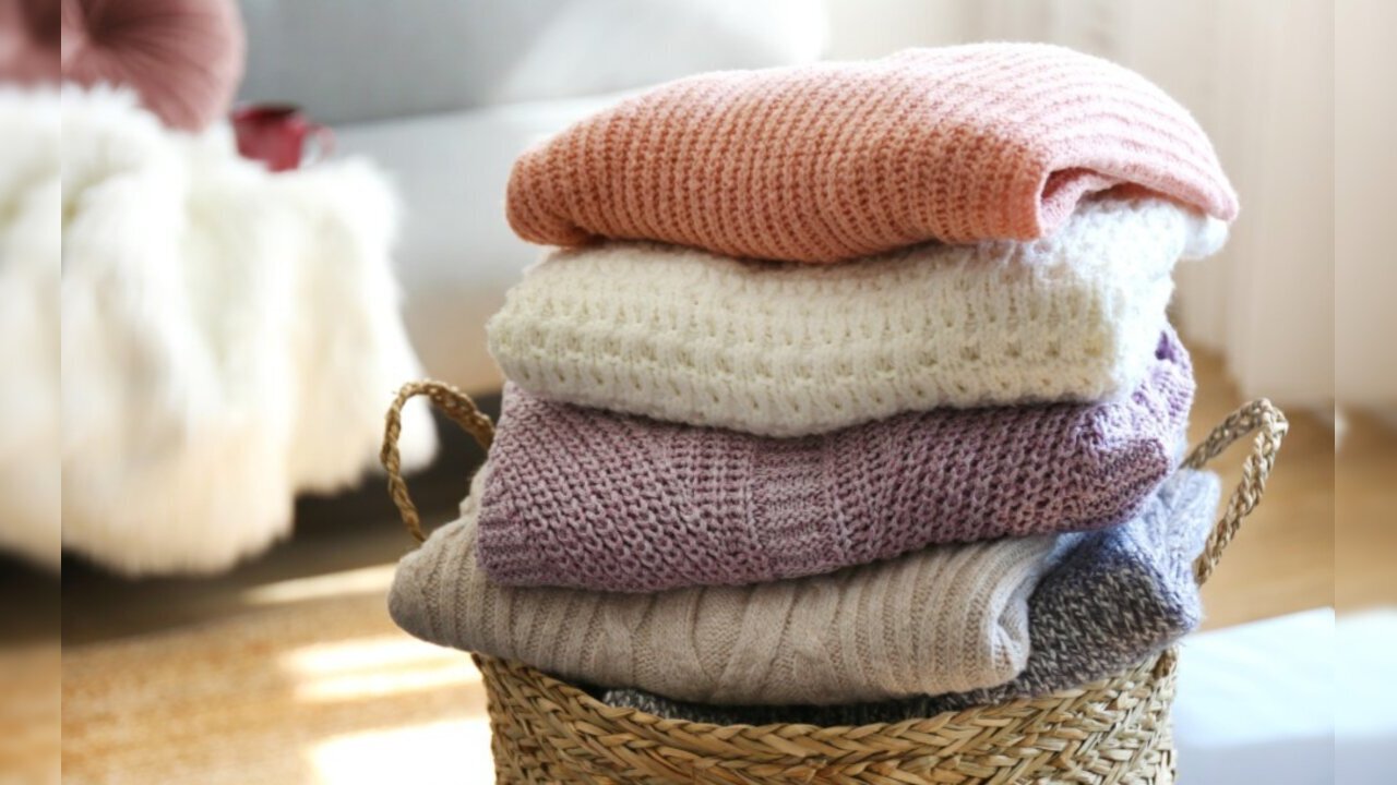 Winter Fashion Hacks In Hindi| Ways To Remove Lint From Woolen Clothes ...