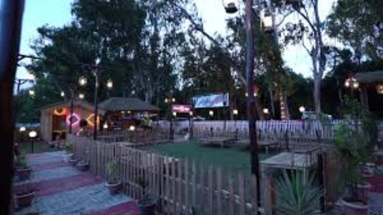 Lucknow Best Restaurant | Handi Chulha Restaurant | Handi Chulha ...