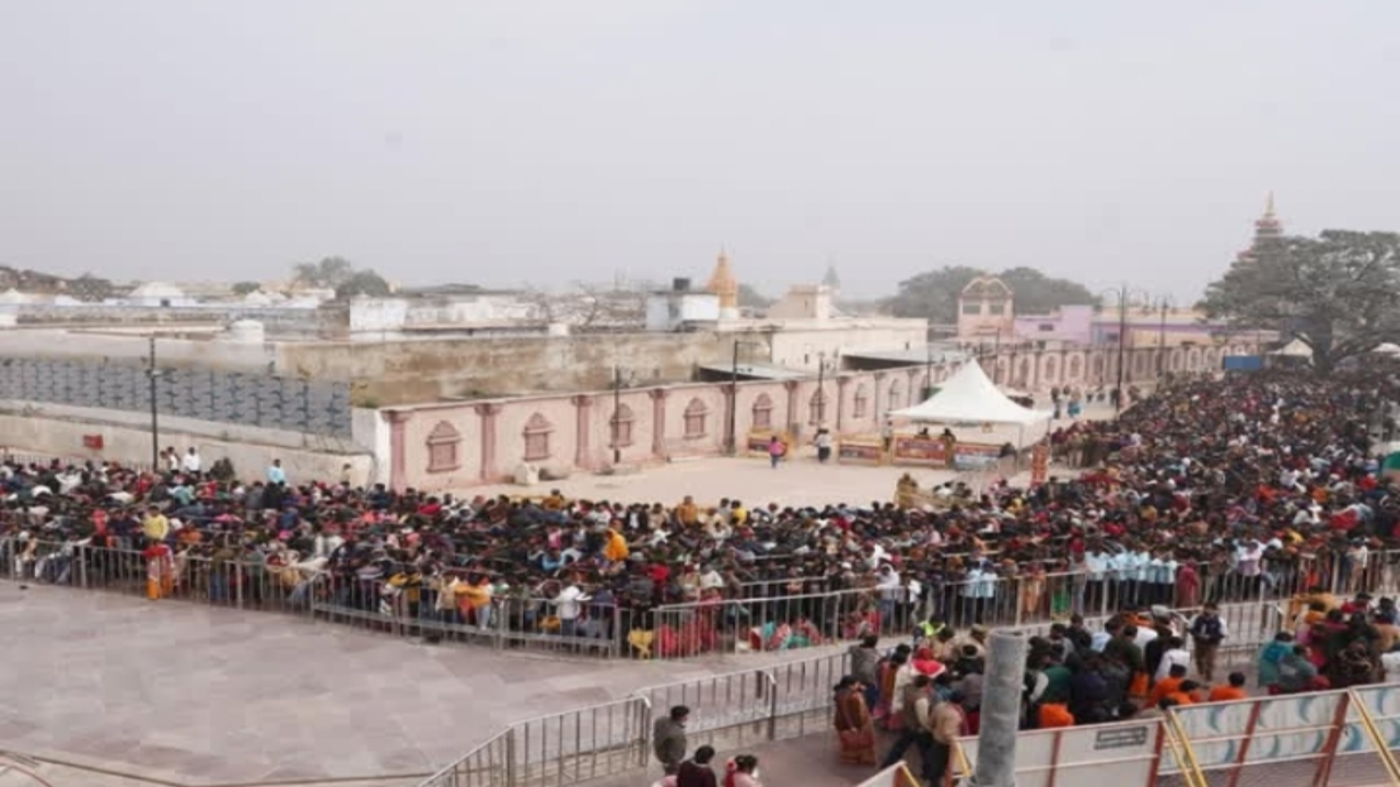 Ayodhya News| Ayodhya ki taza khabar| devotees visited Ramlala| Ayodhya ...