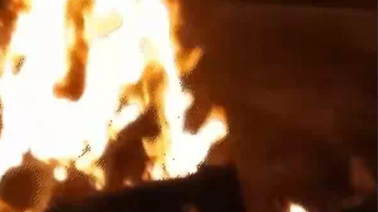 Bareilly Crime News Today Young Man Sets Himself on Fire over Dispute ...
