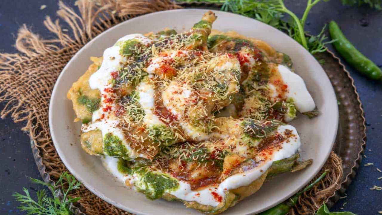 Best Palak Chat in Lucknow | Best Food in Lucknow | Lucknow Famous ...