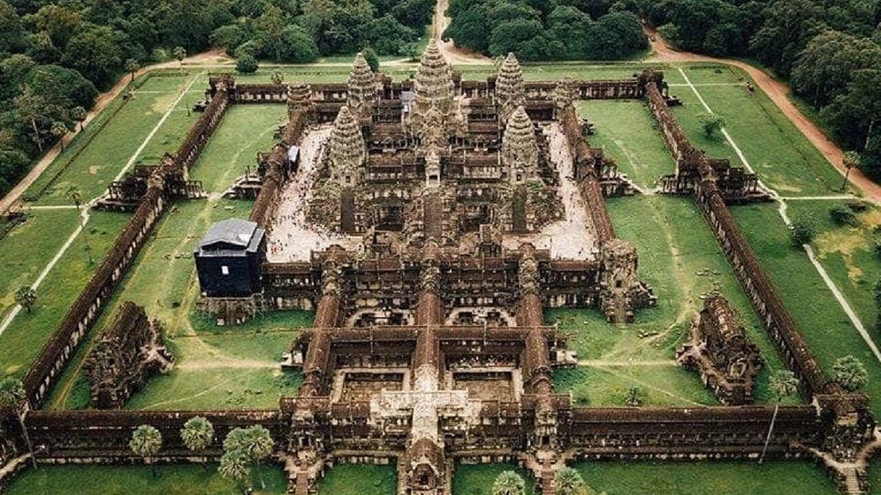 Duniya Ka Sabse Bada Mandir Angkor Wat Hindu Temple History and Mystery ...