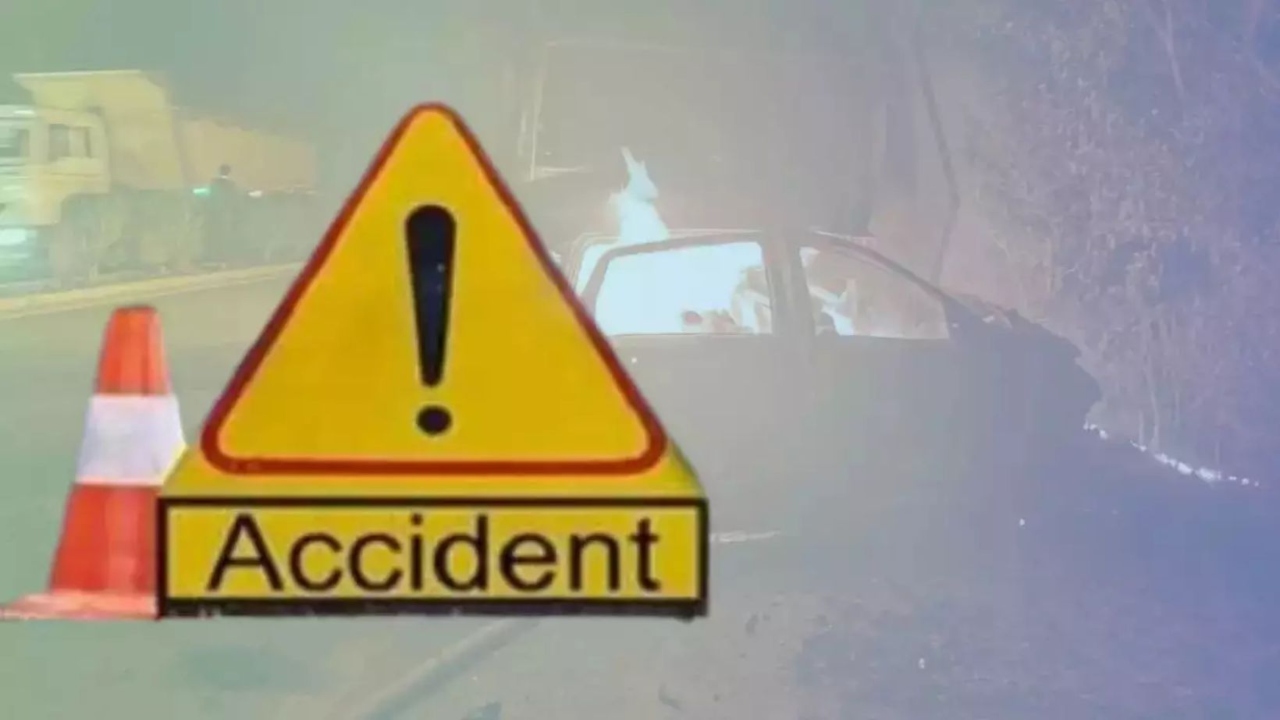 Jhansi News Today Road Accident Two killed Collision Uncontrolled Car ...