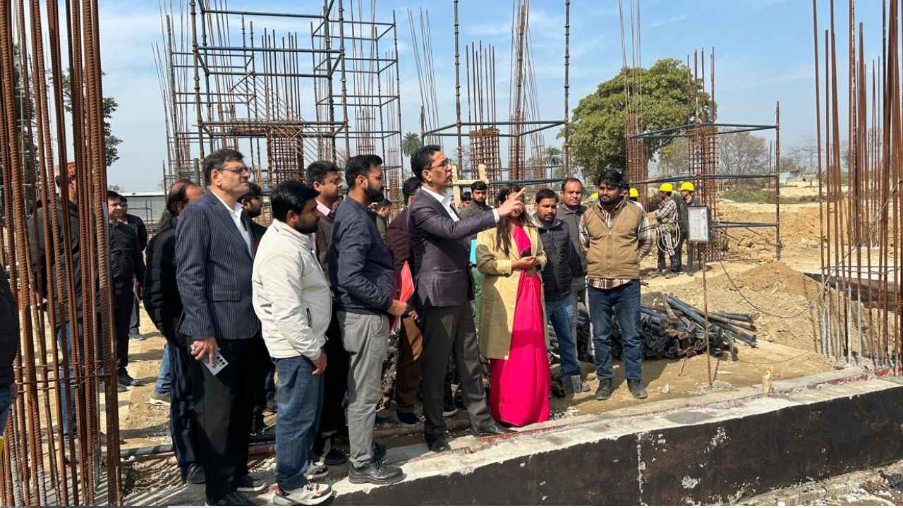 Meerut News Today Nodal officer inspected under construction Major ...