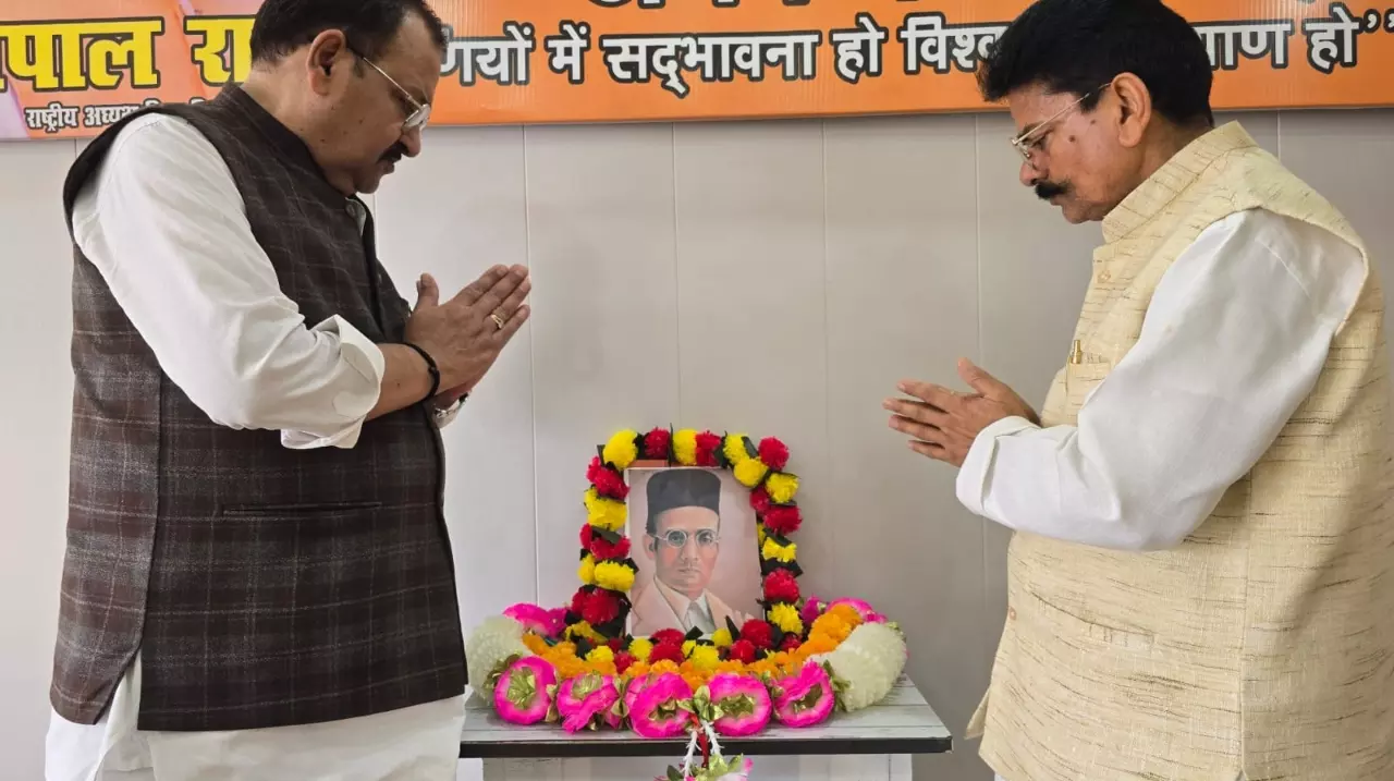 Lucknow News Today Hindu Raksha Parishad President Gopal Rai Paid ...