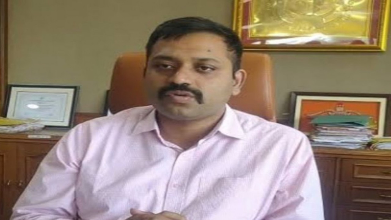 IAS Prathmesh Kumar| IAS Prathmesh Kumar Kon Hai| IAS Prathmesh Kumar ...