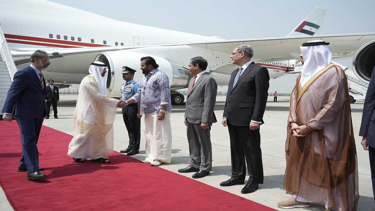 Sheikh Hamdan Arrives in India | Prince Sheikh Hamdan India Visit ...