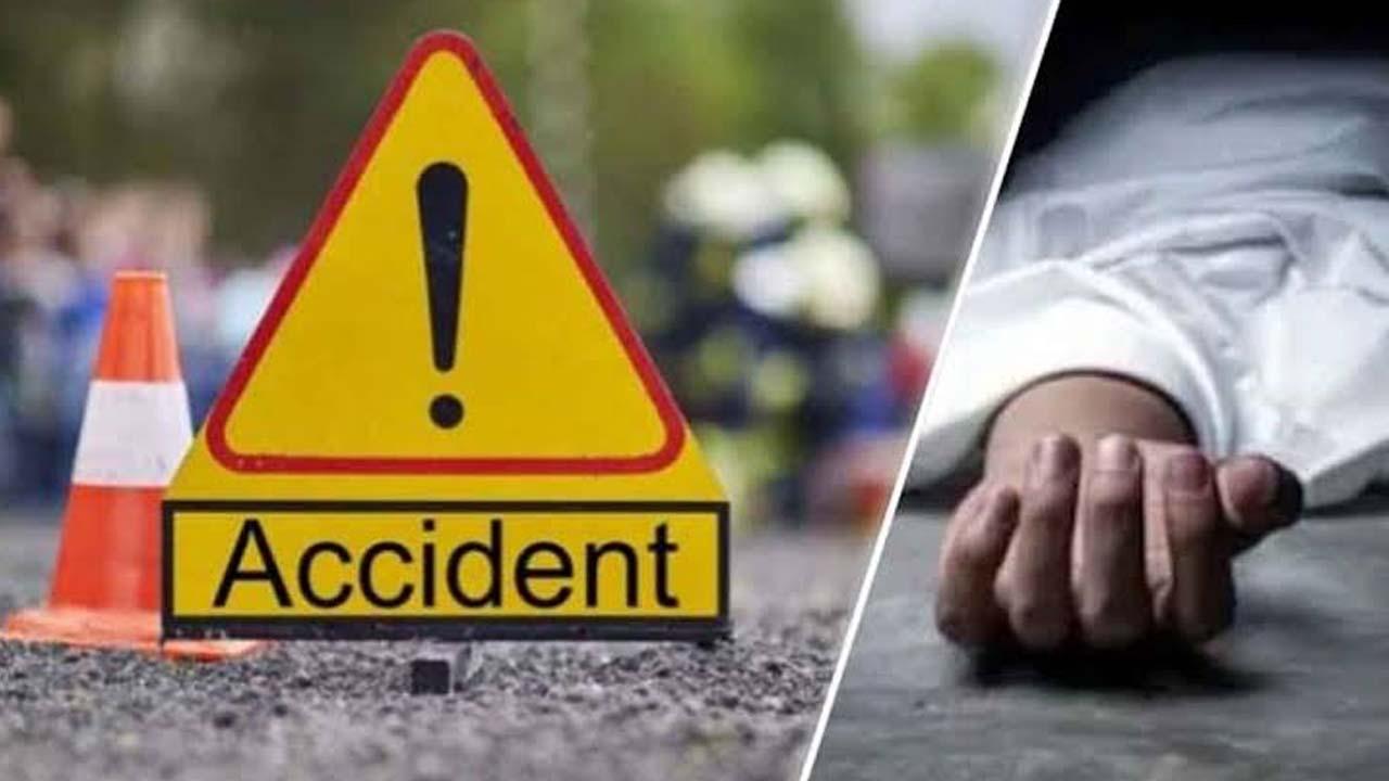 Lakhimpur Kheri News | Road Accident | Tractor Accident | Lakhimpur Kheri News in Hindi | Uttar ...