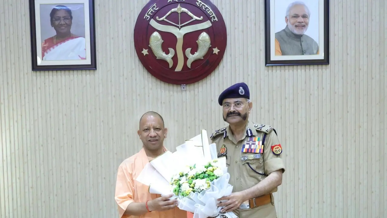 Prashant Kumar retirement, UP DGP farewell, emotional DGP post, IPS ...