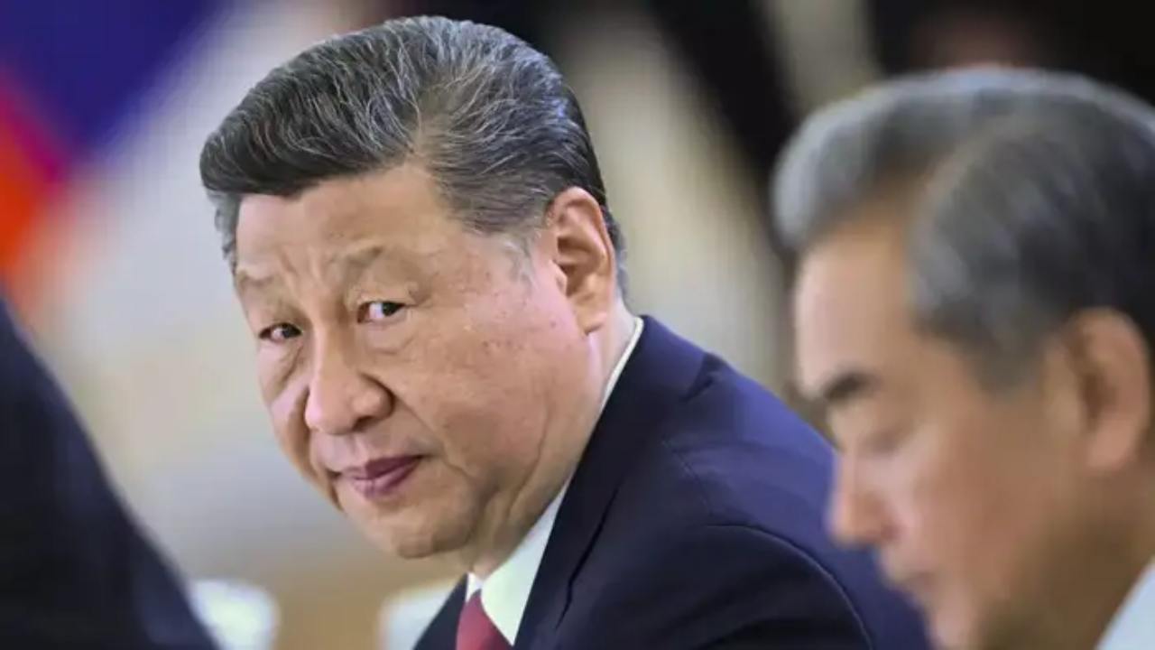 Xi Jinping stepping down, China leadership transition, Xi Jinping 2027 ...