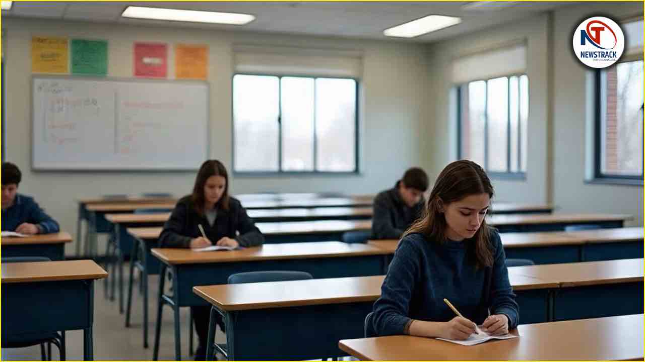 Universities Closed Courses Which the Number of Students is Less Than ...