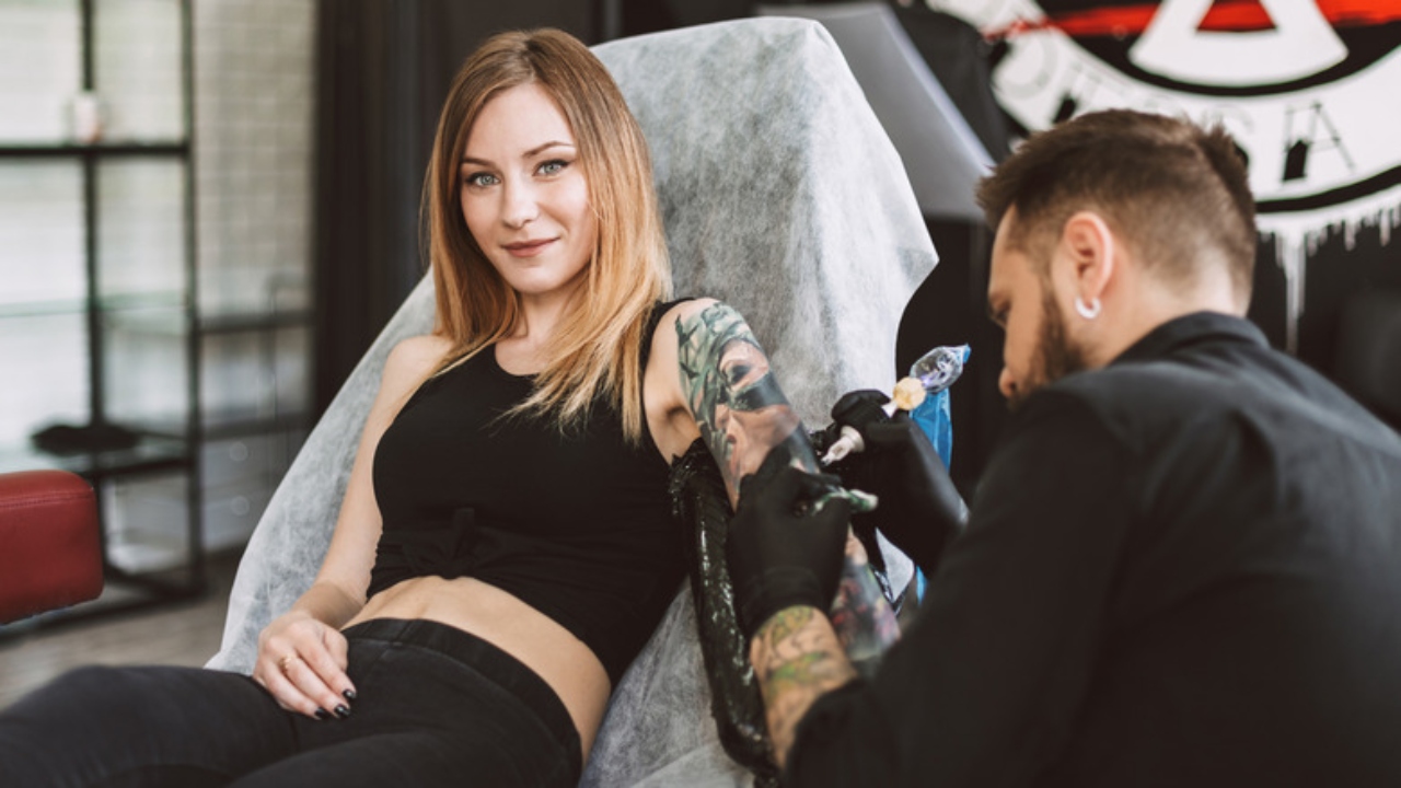 Tattoo and disease risk | Tattoo pain and healing | Tattoo precautions ...