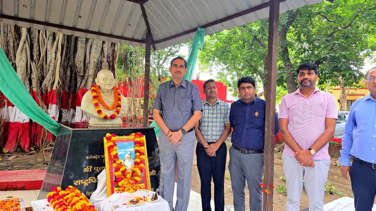 DM Mathura pays tribute on Maharshi Valmiki Jayanti celebration ...