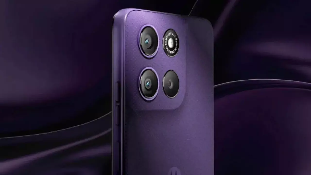 Motorola launches its new 5G smartphone today with a huge 7000mAh ...