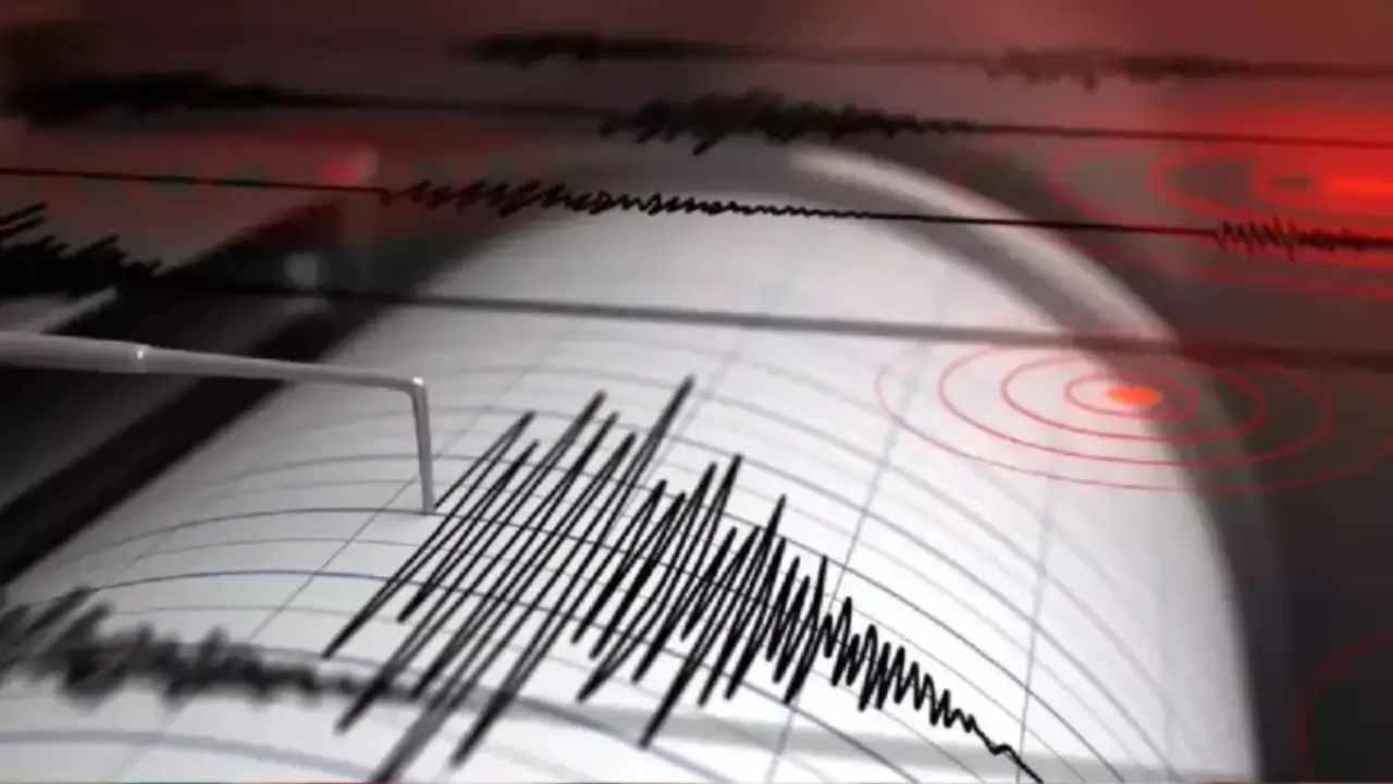 Kolkata Earthquake Today: 5.6 Magnitude Tremors Shake City, Panic in ...
