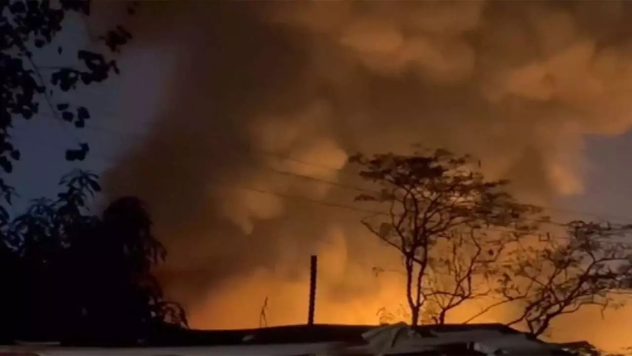 Navi Mumbai Chemical Factory Fire: Massive Blaze Erupts in Taloja MIDC ...