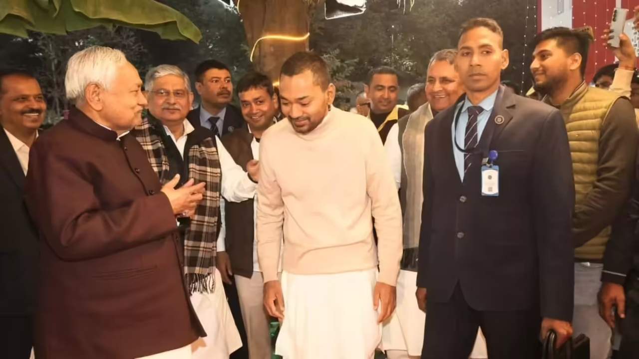 Nishant Kumar Political Debut Sparks Buzz in Bihar, Lalan Singh Shows ...