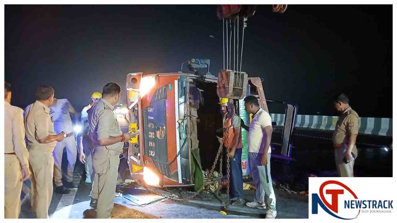 Hapur Ganga Expressway Accident: 8-Month-Old Baby Among 3 Dead After ...