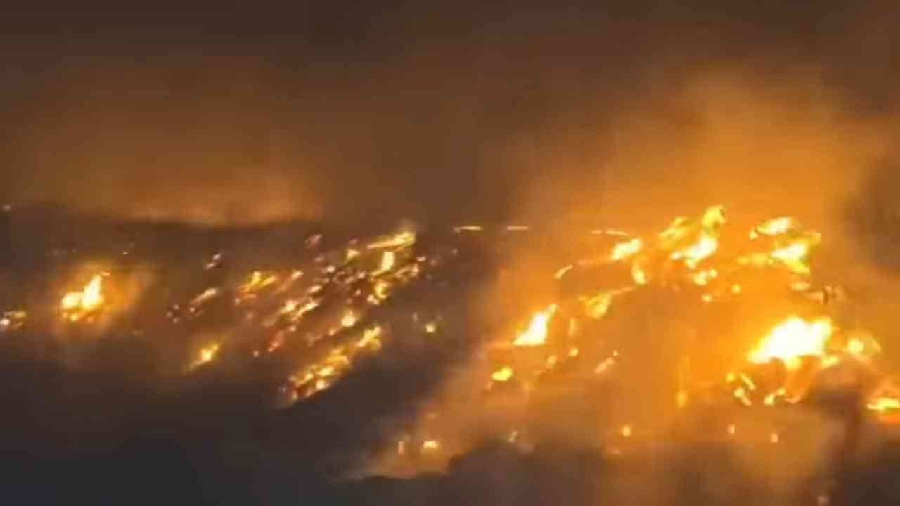 Hardoi Fire Accident News| Hardoi Fire Breaks out News| UP Latest News ...