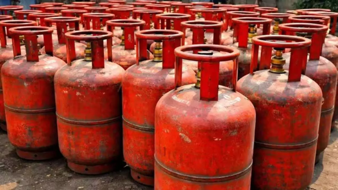 Ujjwala Yojana New Rules 2026: LPG Gets Costlier, Subsidy Now Limited ...