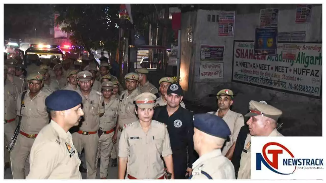 Aligarh SSP Neeraj Kumar Jadaun Conducts Foot March, Reviews Security ...