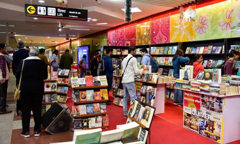The Bookland Book Fair 2023: पुस्तक प्रेमियों के लिए हजरतगंज मेट्रो ...