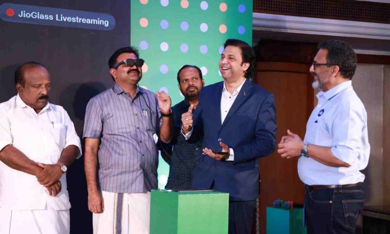 jio true 5g network launched in kochi and guruvayur temple Latest News ...