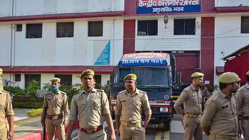 up yogi adityanath government posted new jailer in banda bareilly and ...