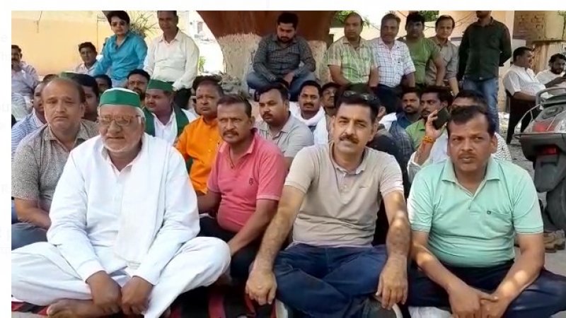 journalist amit mohan gupta death protests against doctor by agarwal ...