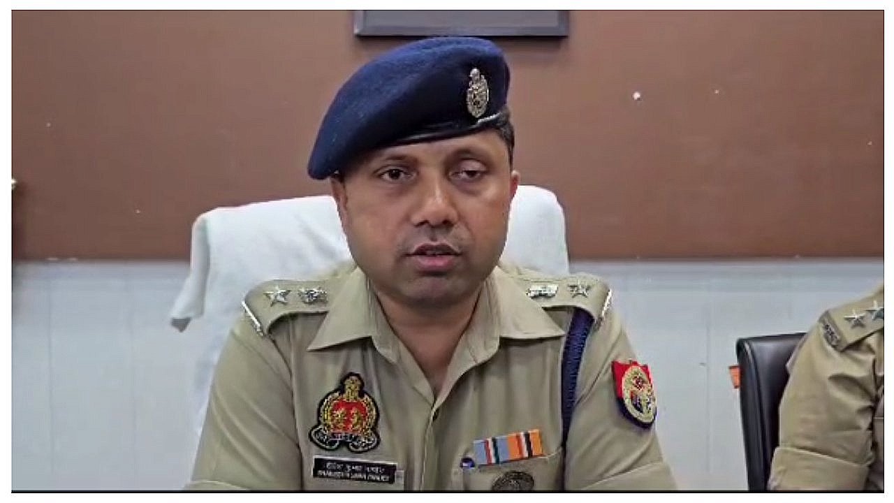 mathura police revealed the fakely plotting in kumbh area gang two ...