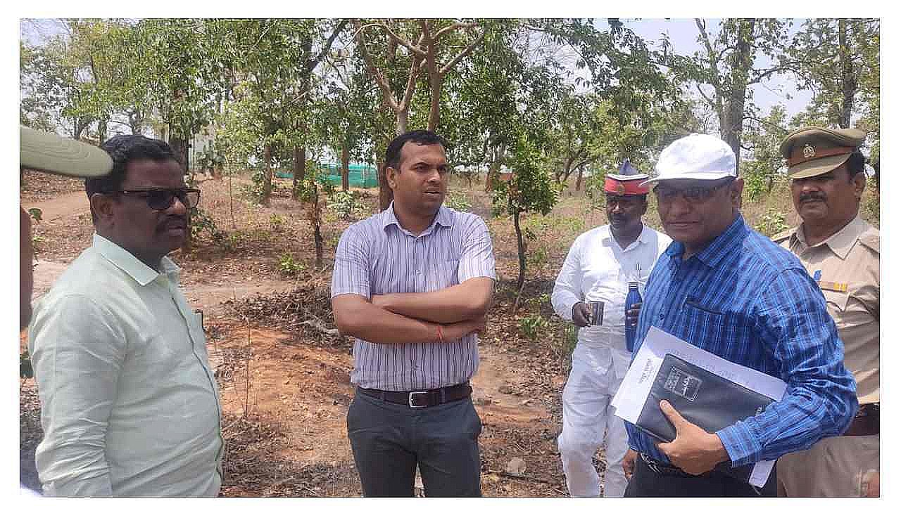 commissioner dr muthukumar swamy b and dm chandra vijay singh visited airport located in myorpur ...
