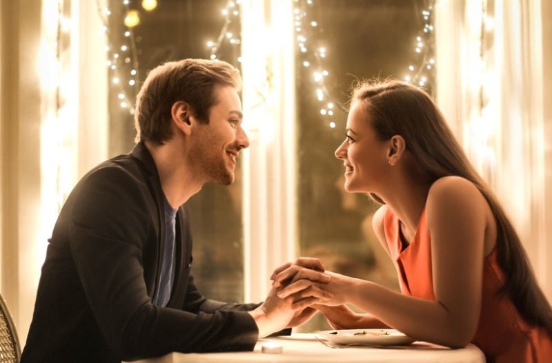 Explore Deep Questions to Strengthen Your Relationship with Your Girlfriend