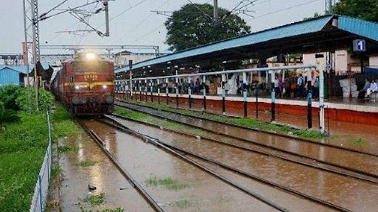 indian railway news train cancellation due to monsoon check list of ...